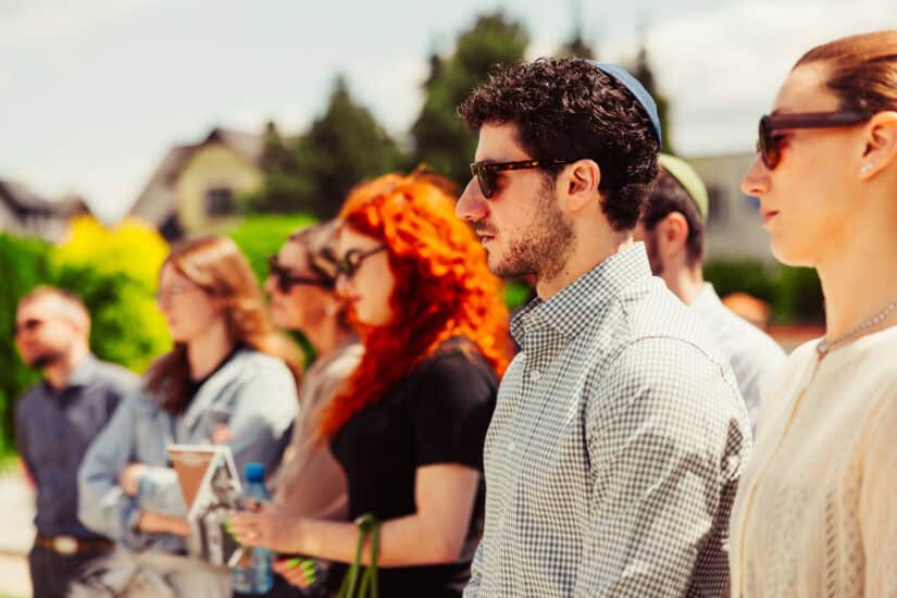 alex in cemetery (3) : Museum of Jewish Heritage — A Living Memorial to ...
